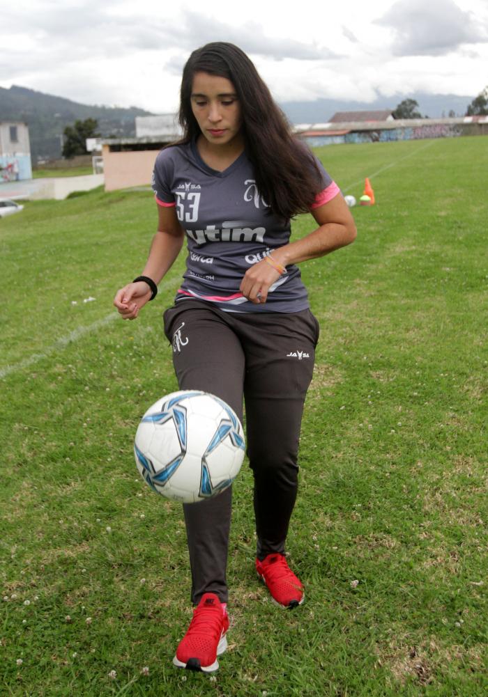 El fútbol le ha dado todo a la mundialista Ámbar Torres