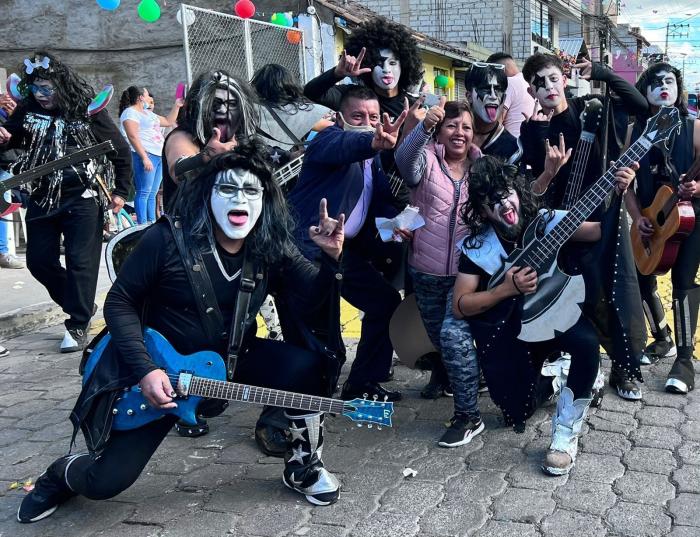 Quiénes son los Trikis Mokis, los Kiss ecuatorianos que conquistaron a ...