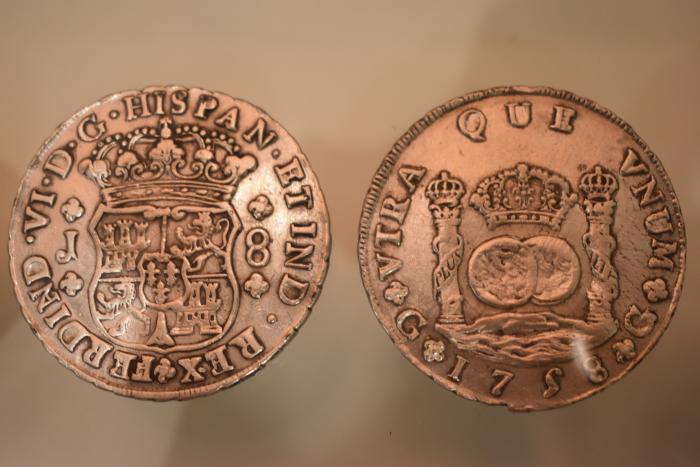 El real de a ocho, moneda que dominó el comercio mundial durante más de ...