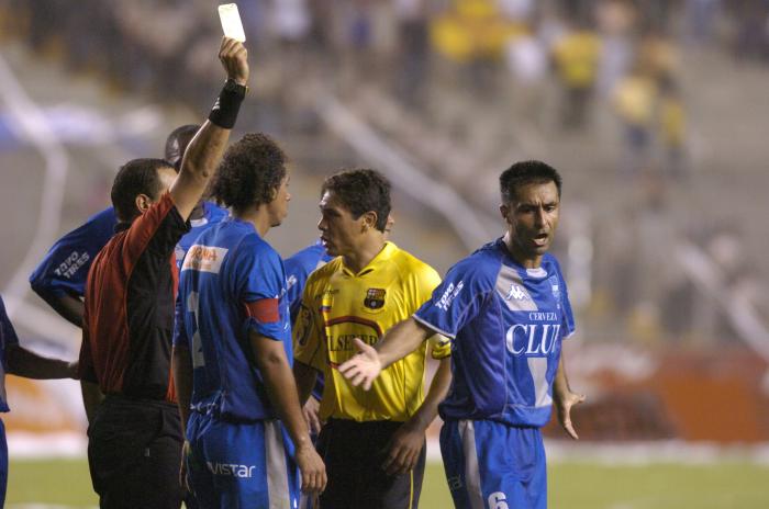 Pedro Ramos: “En Ecuador todavía no están usando bien el VAR”