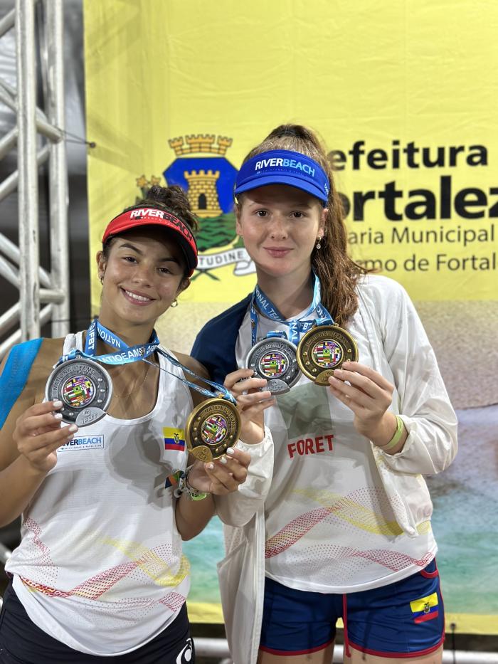 María Emilia Quintana, ascenso mundial con bandera tricolor en beach tennis