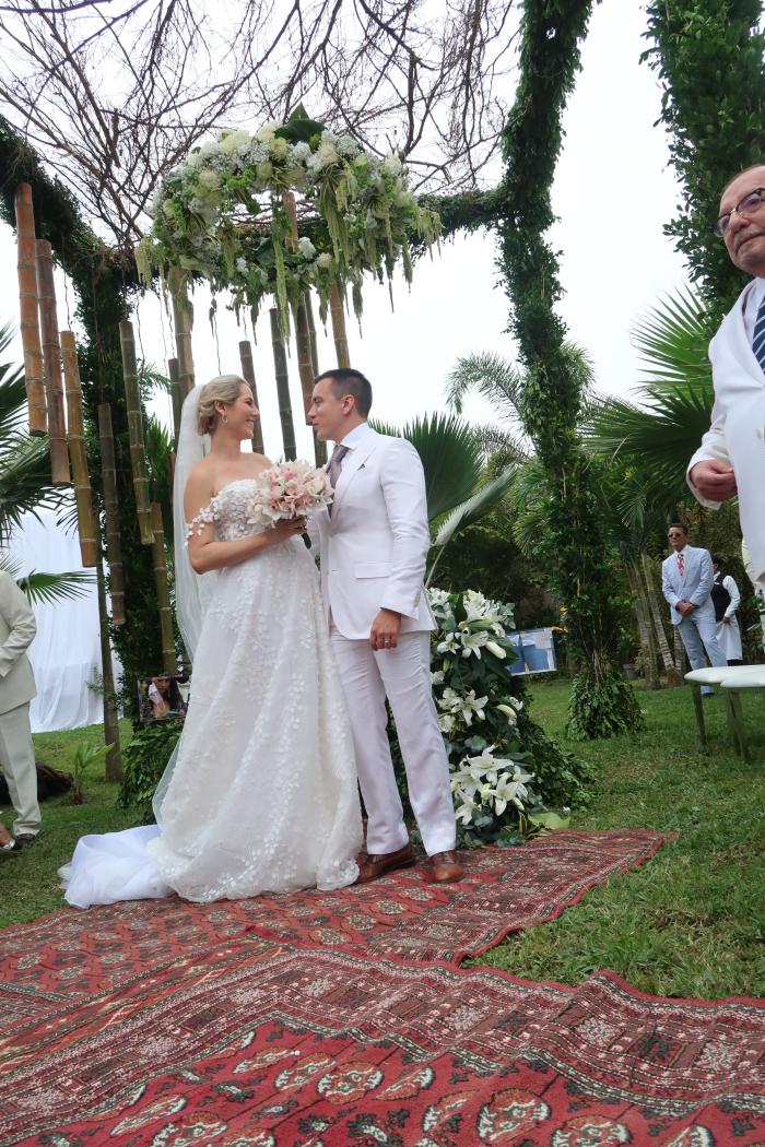 Lavinia y Daniel Noboa celebran sus bodas de algodón