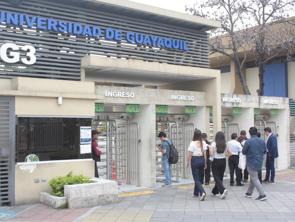 Universidad Estatal De Guayaquil Logo