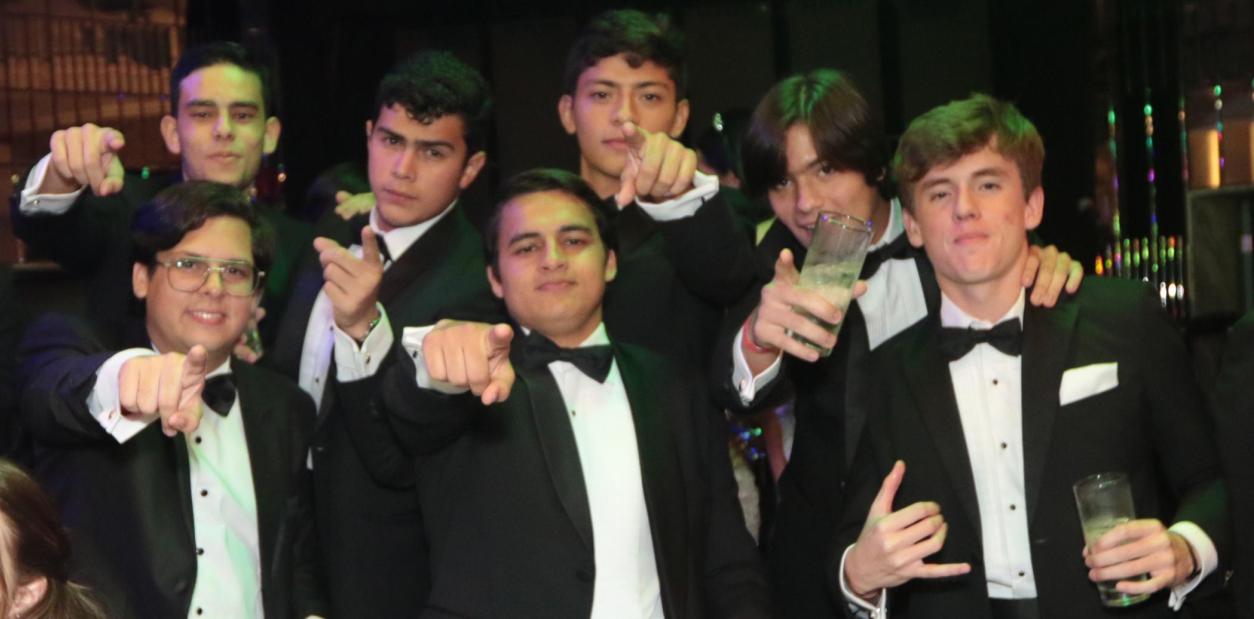 Balandra Cruz del Sur celebra su graduación 2023