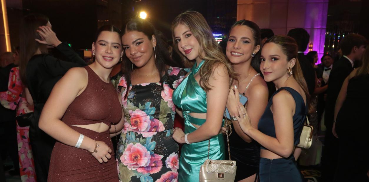 Balandra Cruz del Sur celebra su graduación 2023