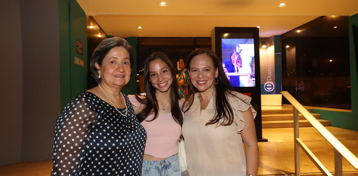 Patty Salcedo, entre castañuelas y danza española