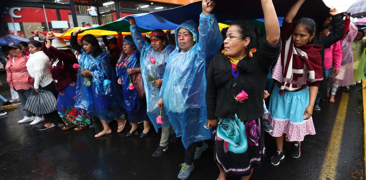 Quito: Mujeres indígenas en el 8M