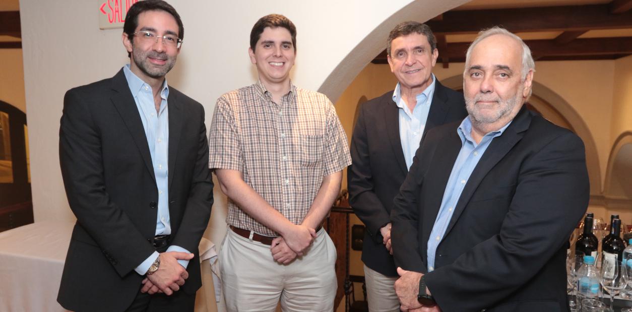 Daniel Laya ofrece charlas sobre Inteligencia Artificial en Quito y ...