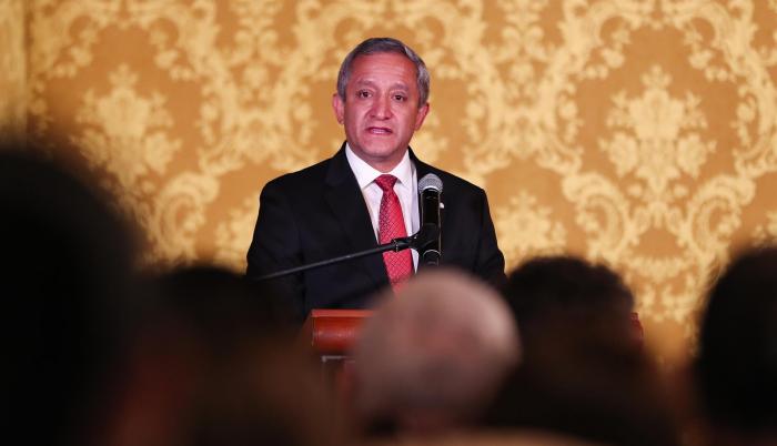 Califican la solicitud de juicio político contra Patricio Carrillo