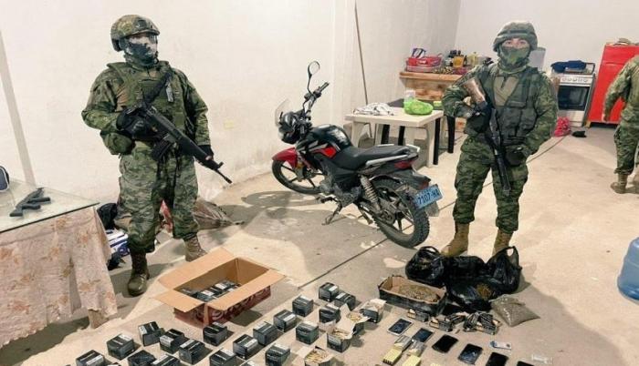 Así Opera El Tráfico De Armas A Ecuador Desde Colombia Y Perú