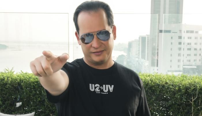 Henry Cucalón: "Al igual que Neruda, confieso que he vivido”