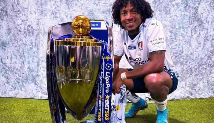 José Quintero: "Títulos llegaron tras una época difícil; los llevo en la piel"