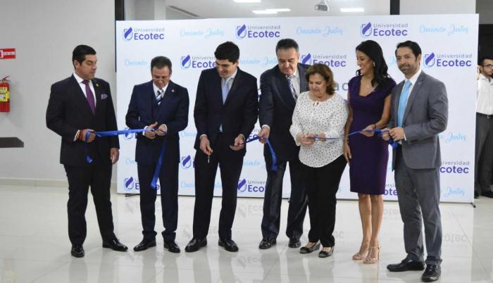 La Ecotec estrena un nuevo edificio en su campus de Samborondon