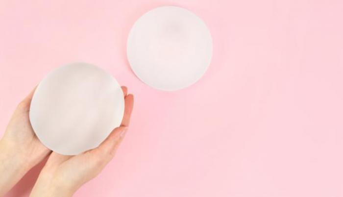 Alerta con los implantes de pecho Biocell