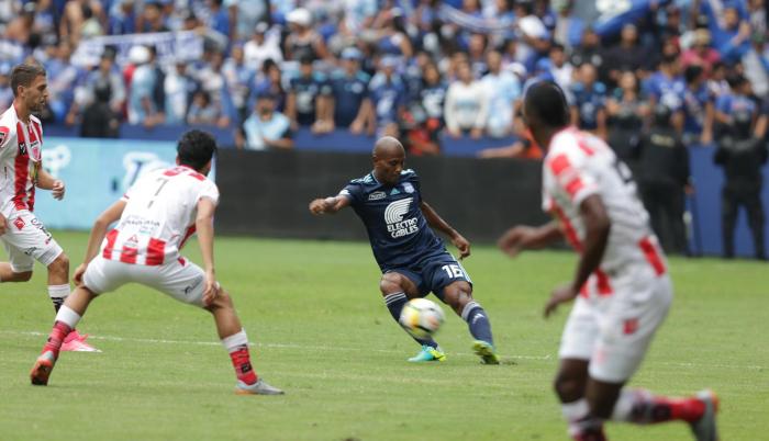 BagUi: “Tenemos que sumar de a tres para seguir en la pelea”