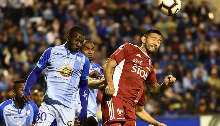 Macara es eliminado en casa