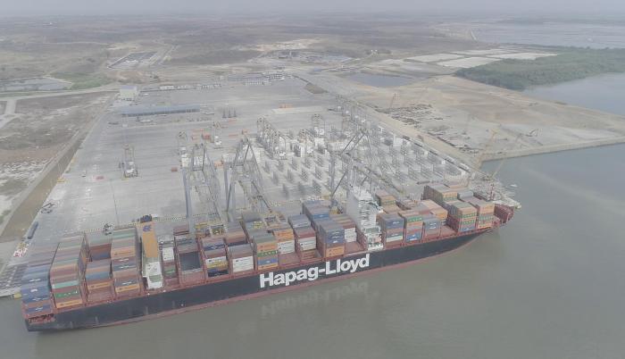 El primer buque Post-Panamax en arribar a Posorja es aleman