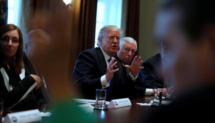 Trump Respalda Una Reforma Migratoria En Dos Fases