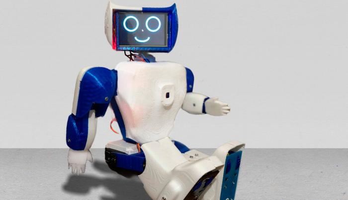 Asibot, el robot cuencano ayudante en terapias físicas