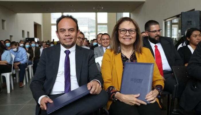 La Universidad Yachay tiene el primer rector elegido por su comunidad