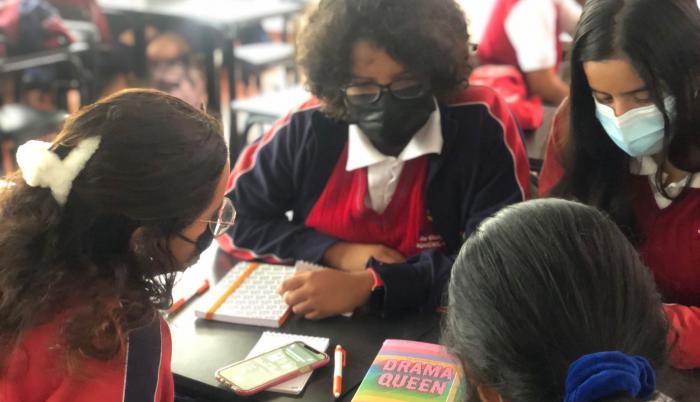 El colegio Americano lanza su quinta antología realizada por sus alumnos