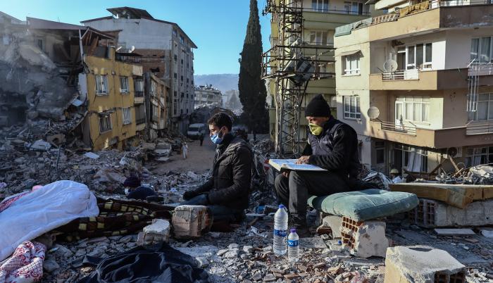 Turquía planea derribar 50.000 edificios dañados por el terremoto