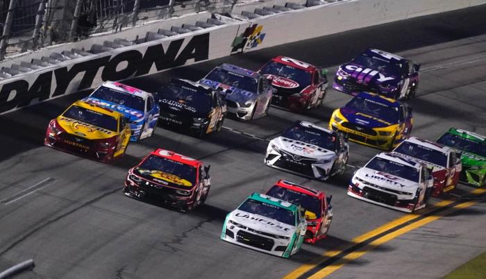 La Nascar llega a su aniversario número 75