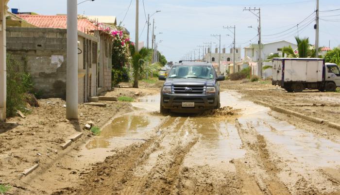 El barrio que patina sobre lodo