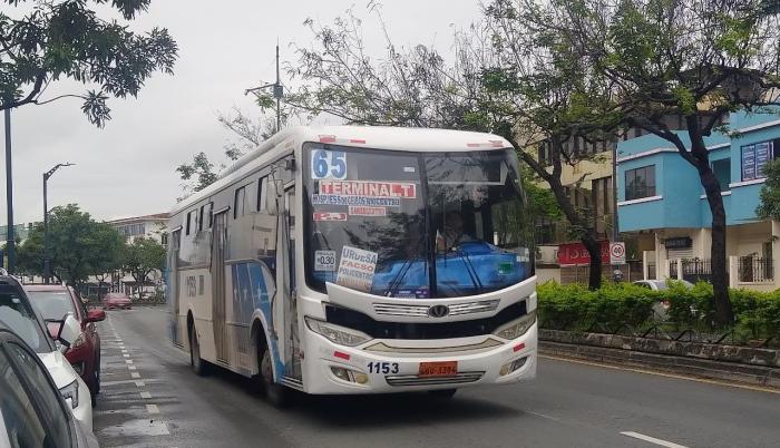 Los buses vuelven a estar en marcha en las calles de Guayaquil