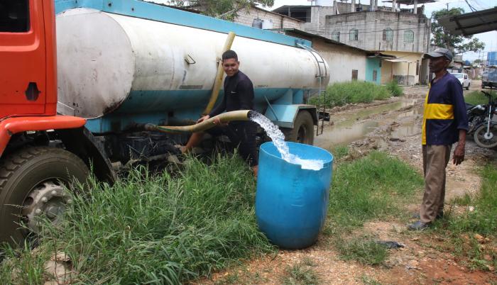 El agua en Durán: necesidad de muchos que beneficia a pocos