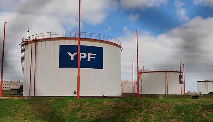 La Empresa Nacional del Petróleo de Chile firma acuerdo comercial con YPF
