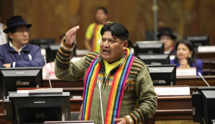 Ratifican la prisión preventiva para exlegislador Peter Calo acusado de ...