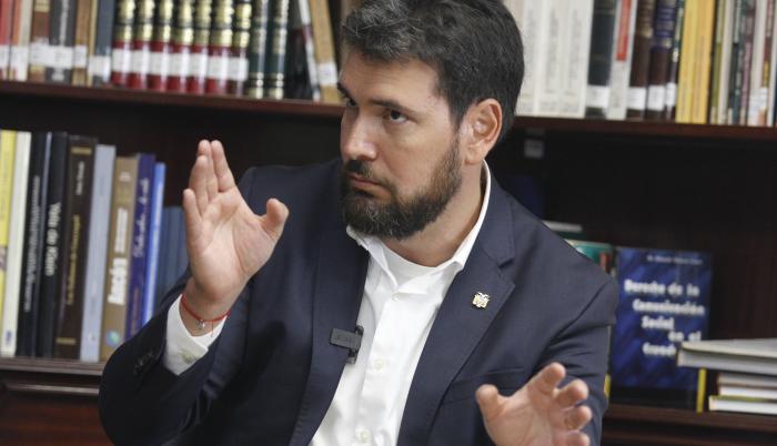 Jan Topic anuncia apoyo de Sociedad Patriótica a su futura candidatura ...