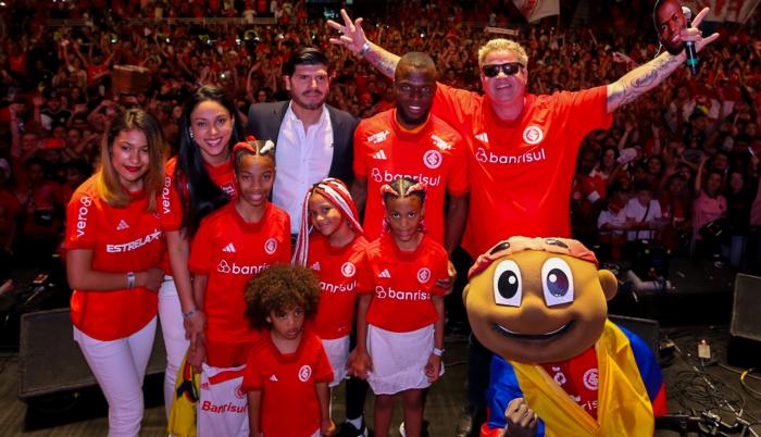 Enner Valencia ilusiona al Inter de Porto Alegre