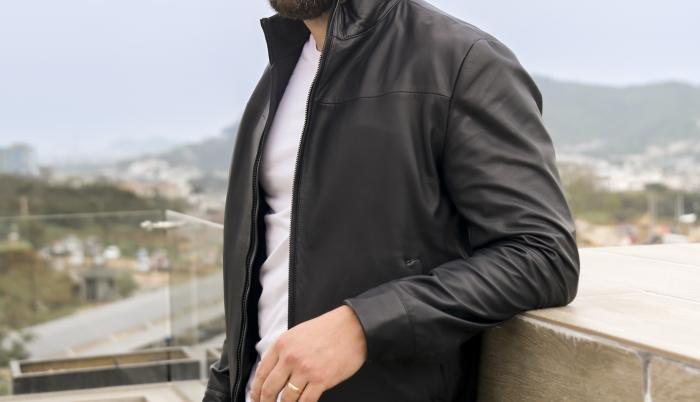 Jan Topic: “Detrás de mí solo hay una persona: mi esposa”