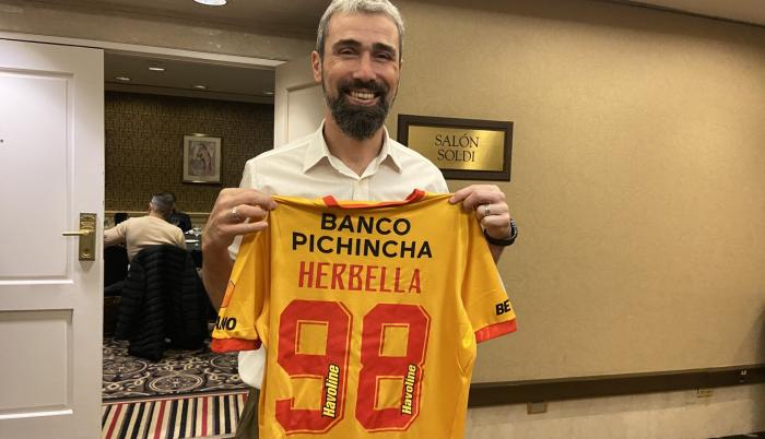 Barcelona: Juan Manuel Herbella, con un pedazo de Ecuador en el corazón