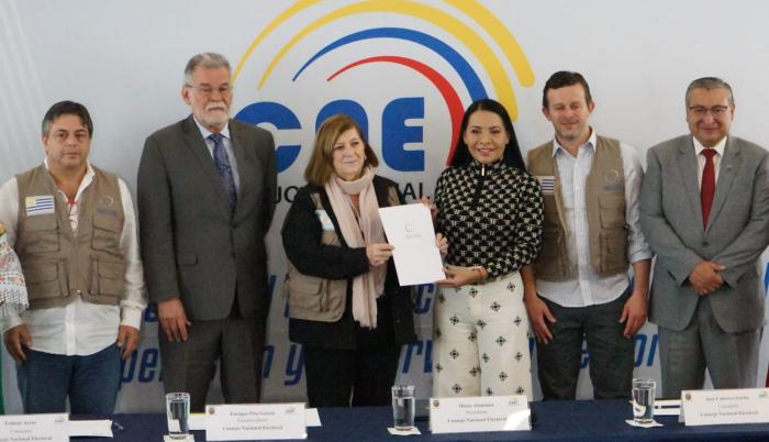 Elecciones en Ecuador: observadores entregan informes preliminares