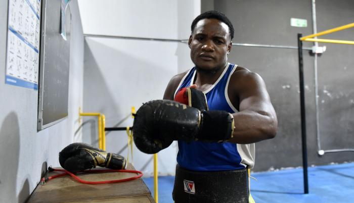 Edwin Bennett tiene en la mira el título