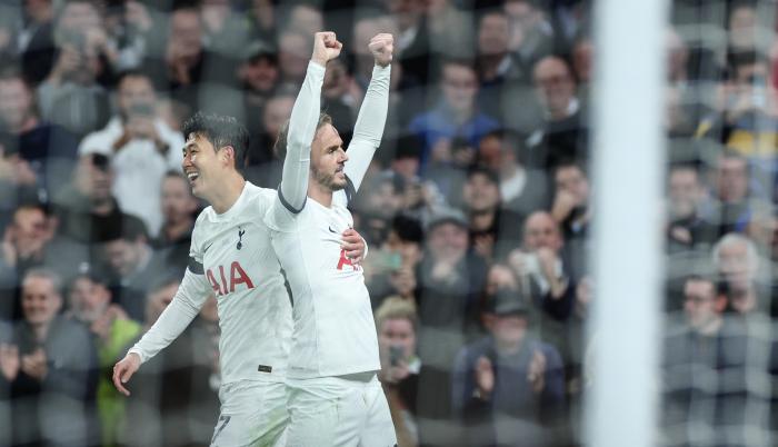 Premier League: A ritmo de Son y Madison, Tottenham recupera el liderato