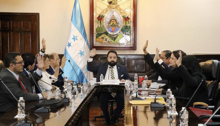 El Parlamento de Honduras, en alta tensión por la designación del fiscal