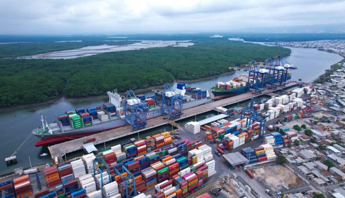 Crece el movimiento de contenedores en la Terminal Portuaria de Guayaquil