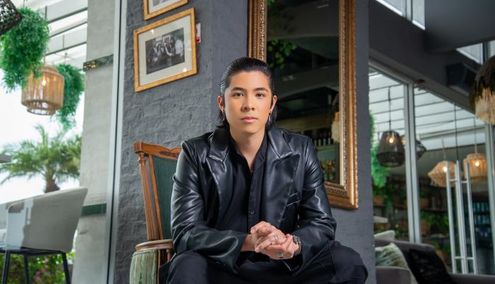 Ren Kai, entre lo ecléctico y lo neutral