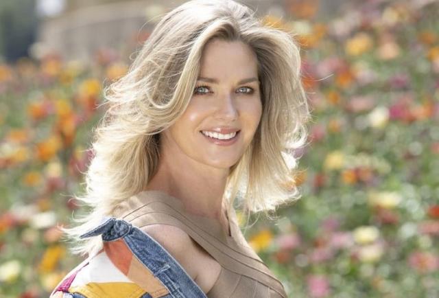 Sonya Smith, 35 años de carrera y una vida de novela