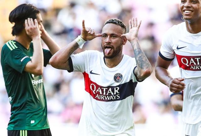 Video: El golazo de Neymar en su regreso con el PSG
