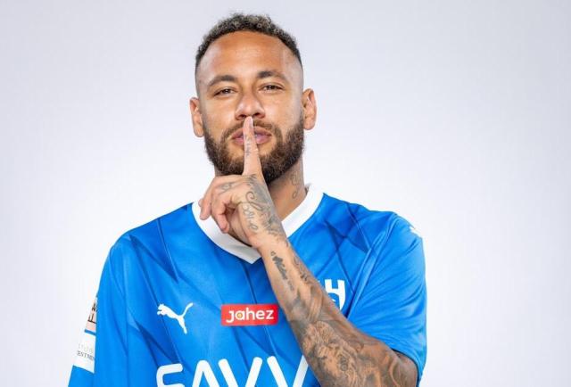 Debut de Neymar en Al Hilal se retrasará por una lesión muscular