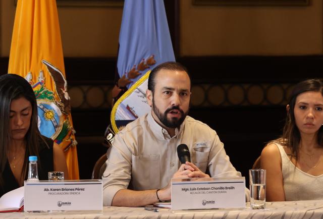 Luis Chonillo "no tiene pensado" renunciar a la Alcaldía de Durán