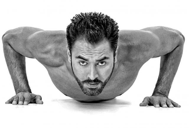 El actor Sebastián Ferrat muere a los 41 años tras comer carne de chancho