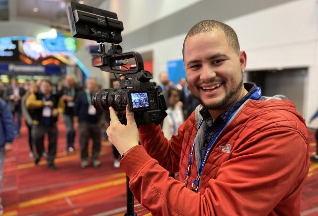 MarcianoTech: "Sí es posible vivir de Youtube... y vivir bien"