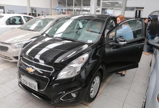 Mas carros vendidos, pero a menor precio