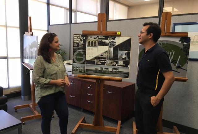 Un memorial con los pilares fundamentales de la vida de Jaime Roldos ...